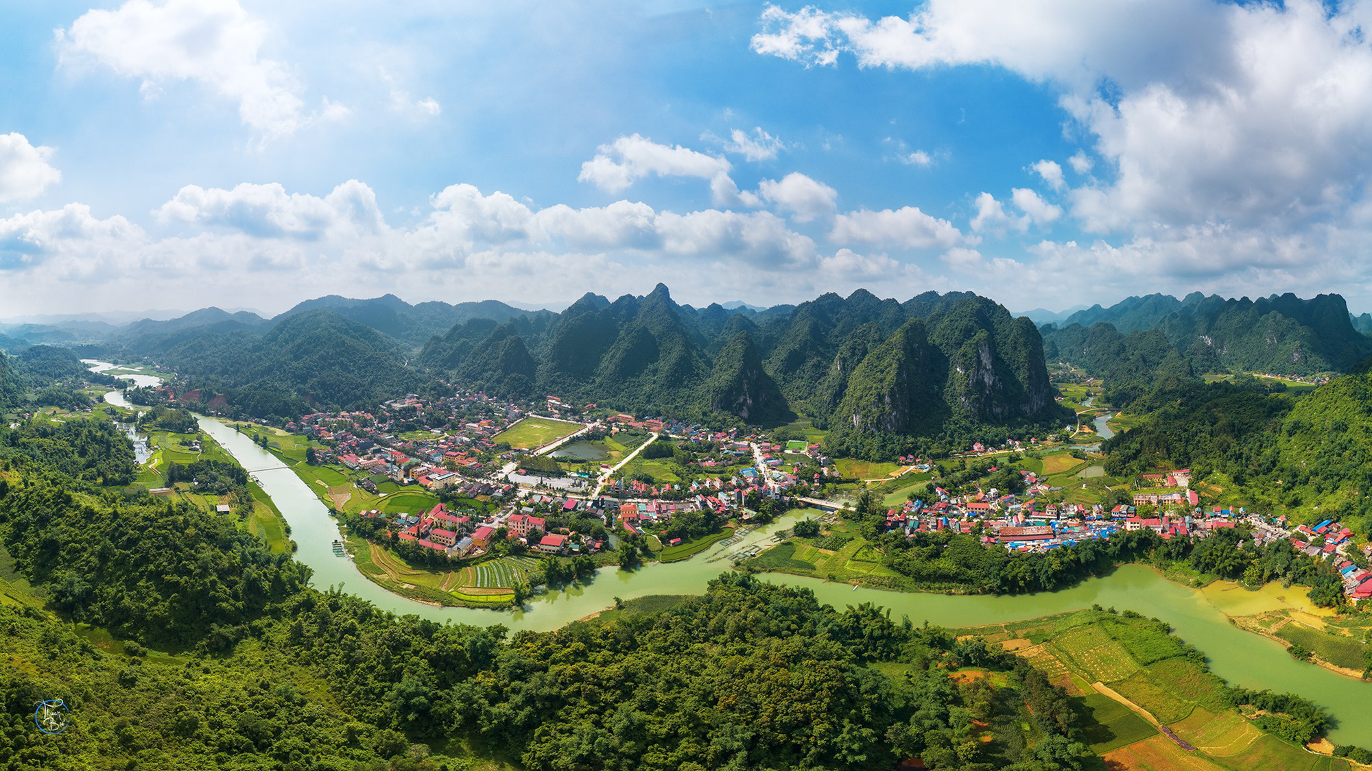 Thêm một điểm du lịch được nhuộm vàng mùa lúa chín, lên lịch hò hẹn về ...