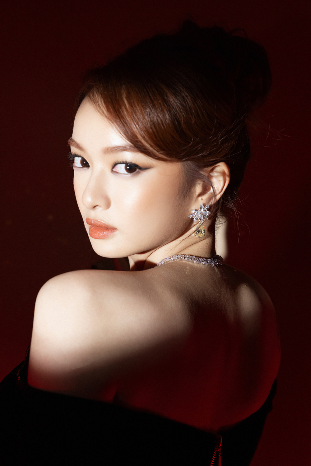 Diễn viên Kaity Nguyễn thử sức với vai trò mới