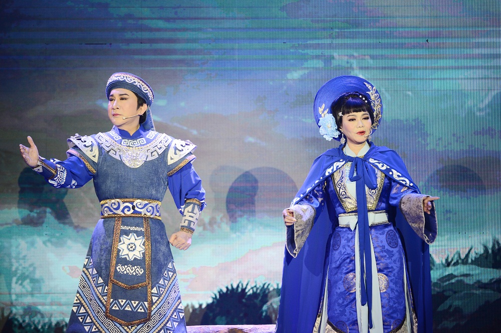 "Tiếng trống Mê Linh" của Ngọc Huyền- Kim Tử Long lấy nước mắt khán giả