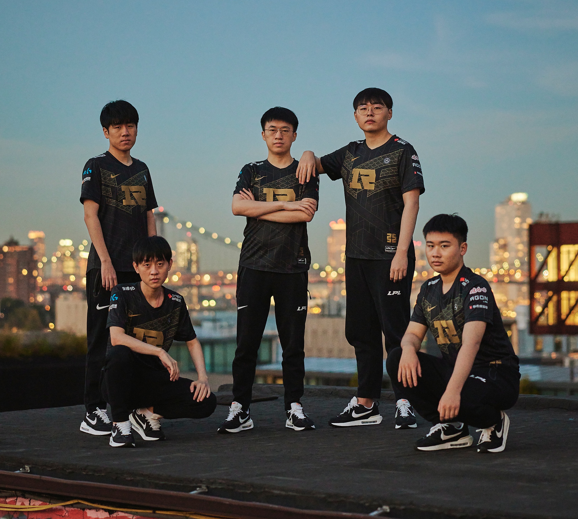 Tứ kết CKTG 2022: T1 phục thù RNG?