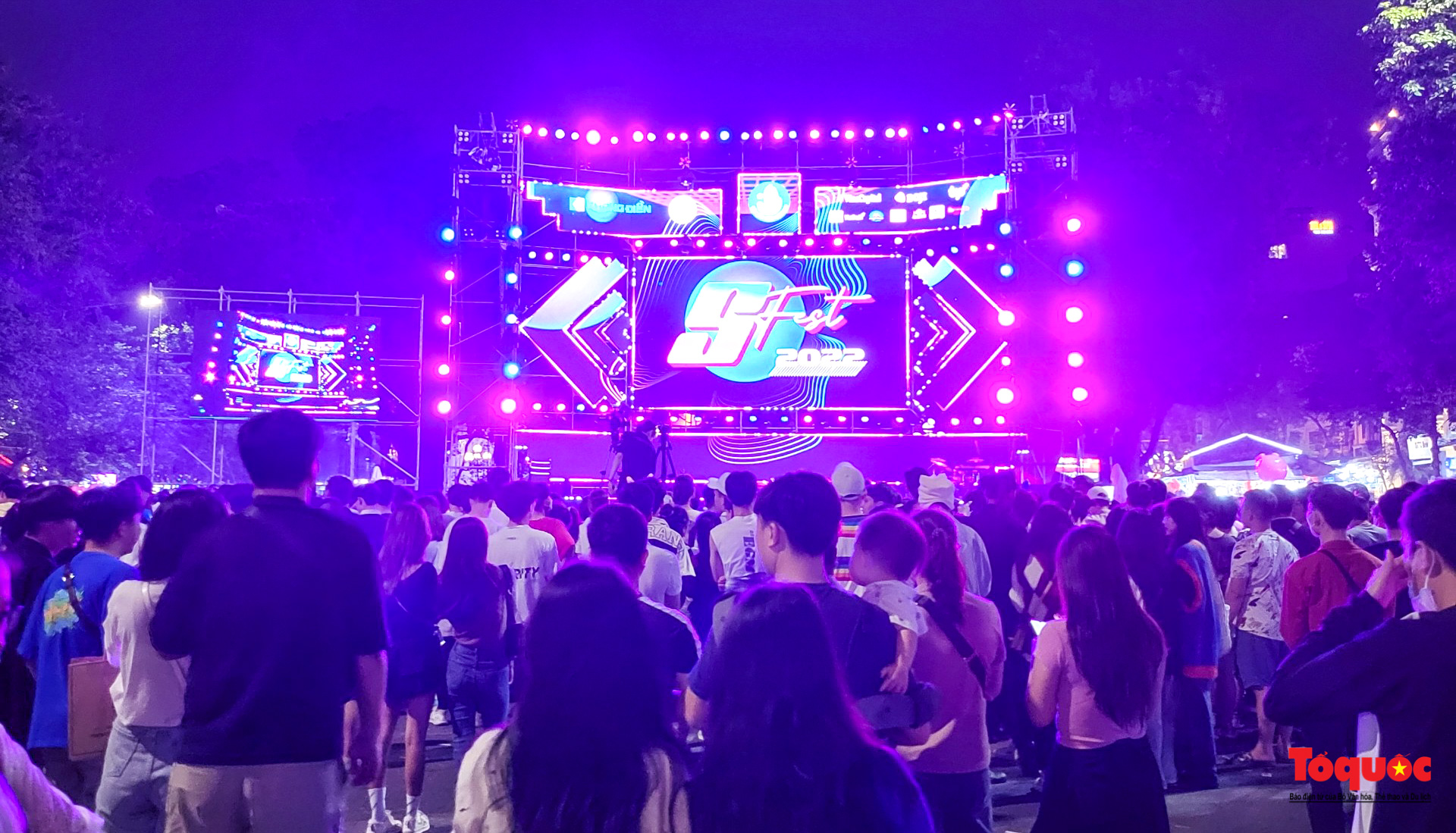 Sôi động đại nhạc hội chào tân sinh viên “S-Fest 2022”