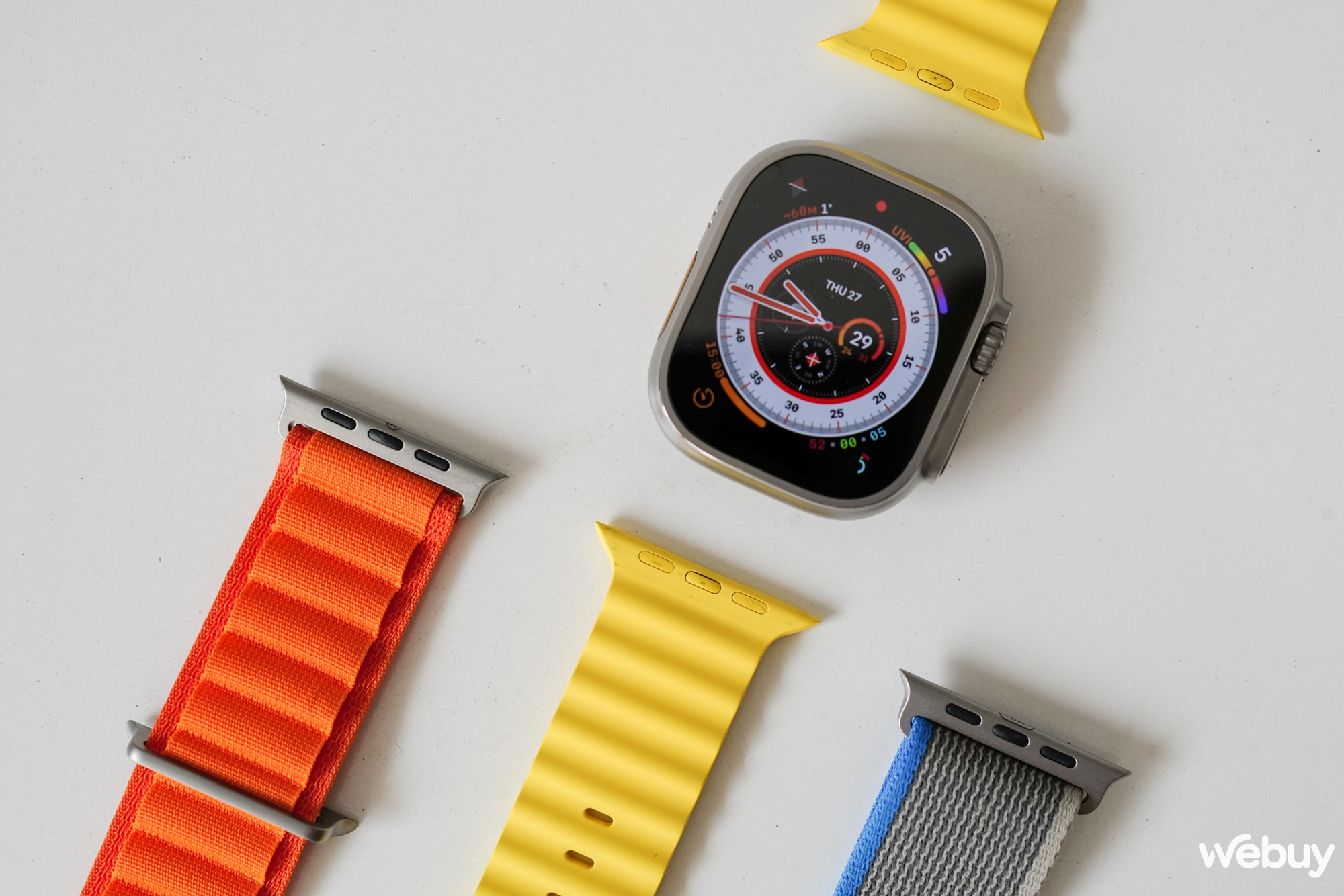 Đổi liên tục 3 dây đeo cho Apple Watch Ultra trong vòng 1 tháng, đây là ...
