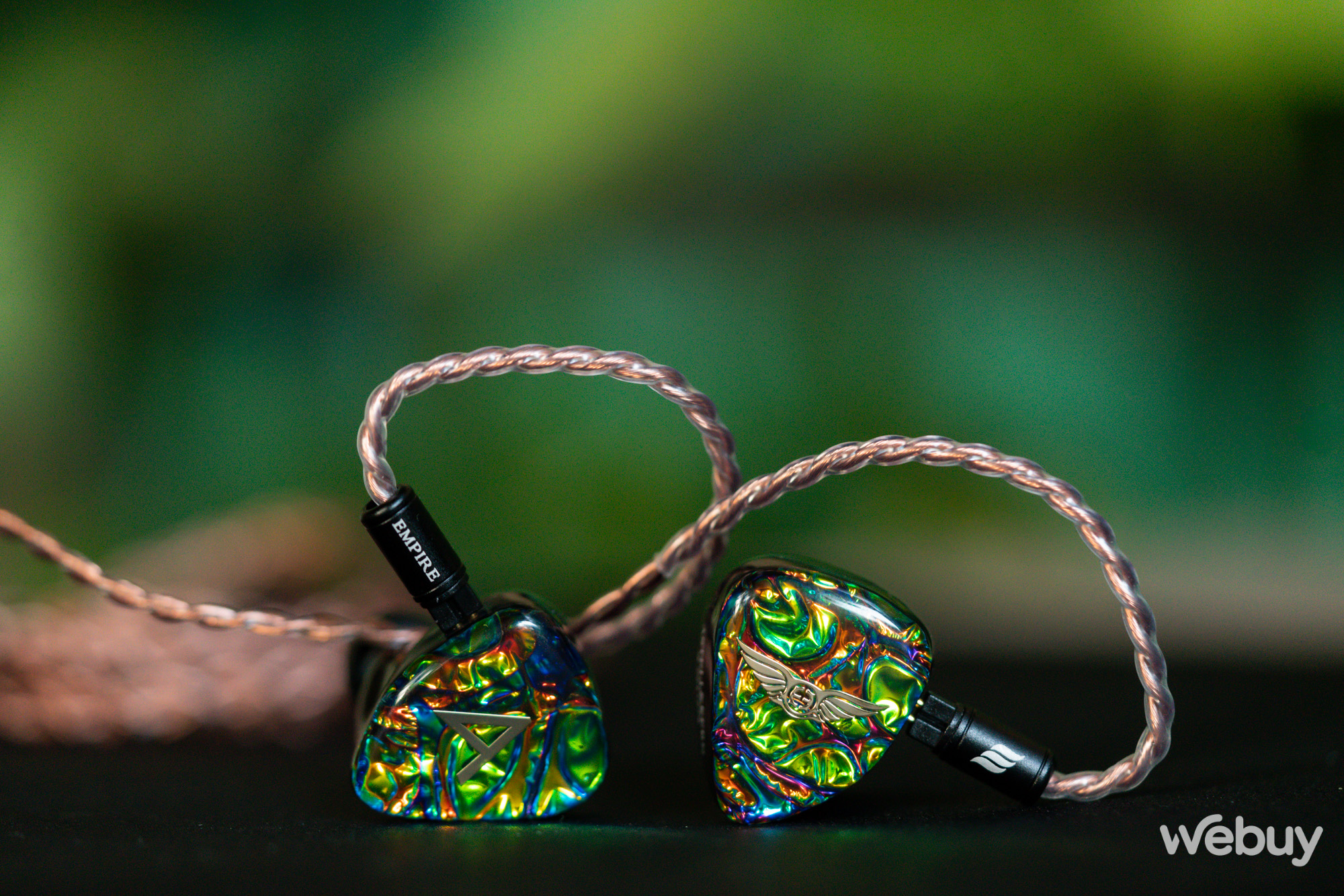 Trên tay máy nghe nhạc A&K SP3000 và tai nghe Odyssey: Bộ chơi nhạc di ...