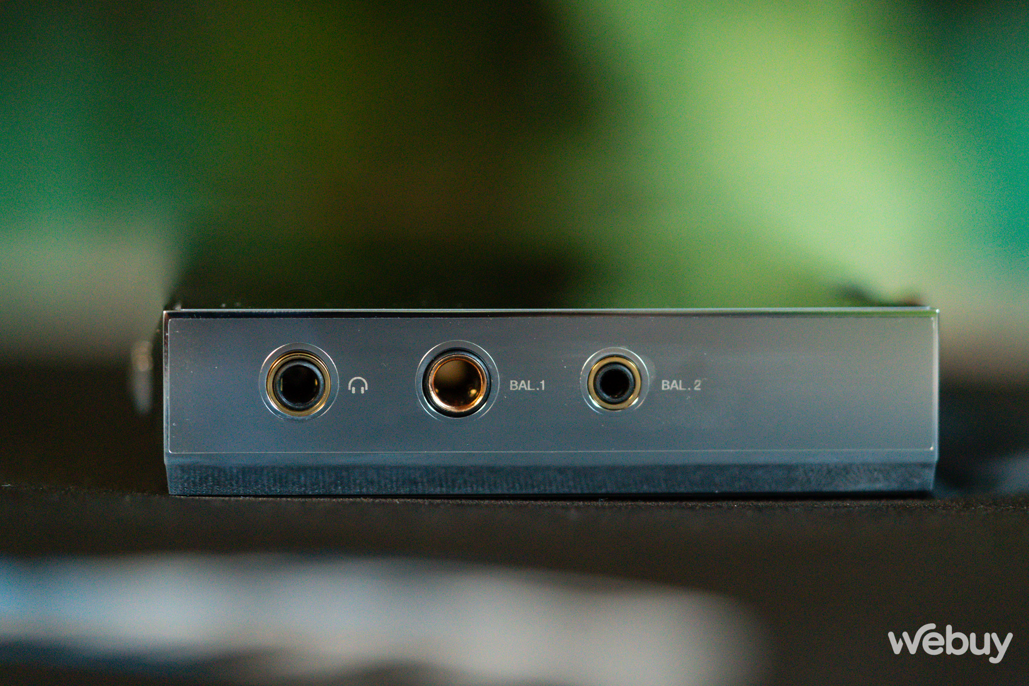 Trên tay máy nghe nhạc A&K SP3000 và tai nghe Odyssey: Bộ chơi nhạc di ...