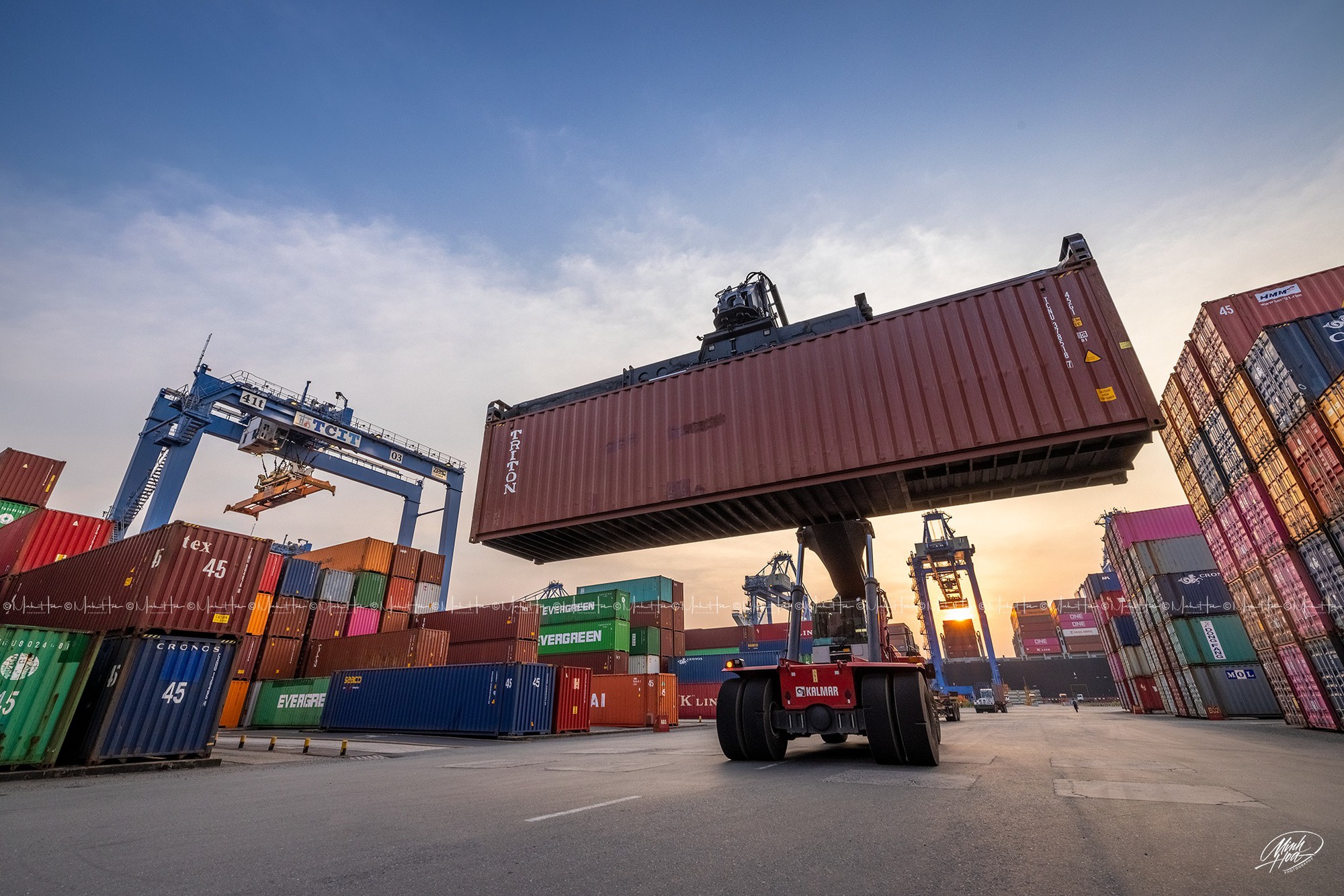 Cận cảnh cảng lớn nhất trong cụm cảng container lớn nhất Việt Nam