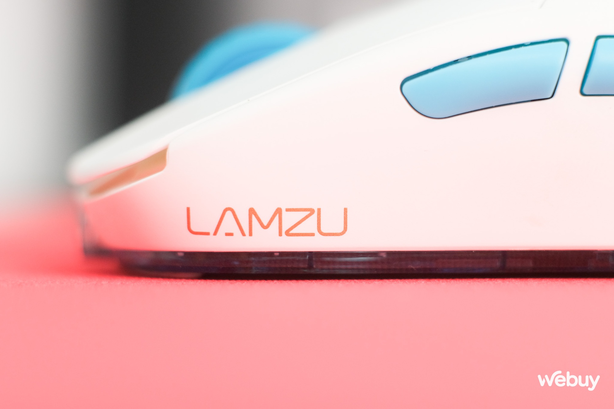 Trên tay Lamzu Atlantis: Chuột gaming siêu nhẹ, thiết kế đối xứng tối ...