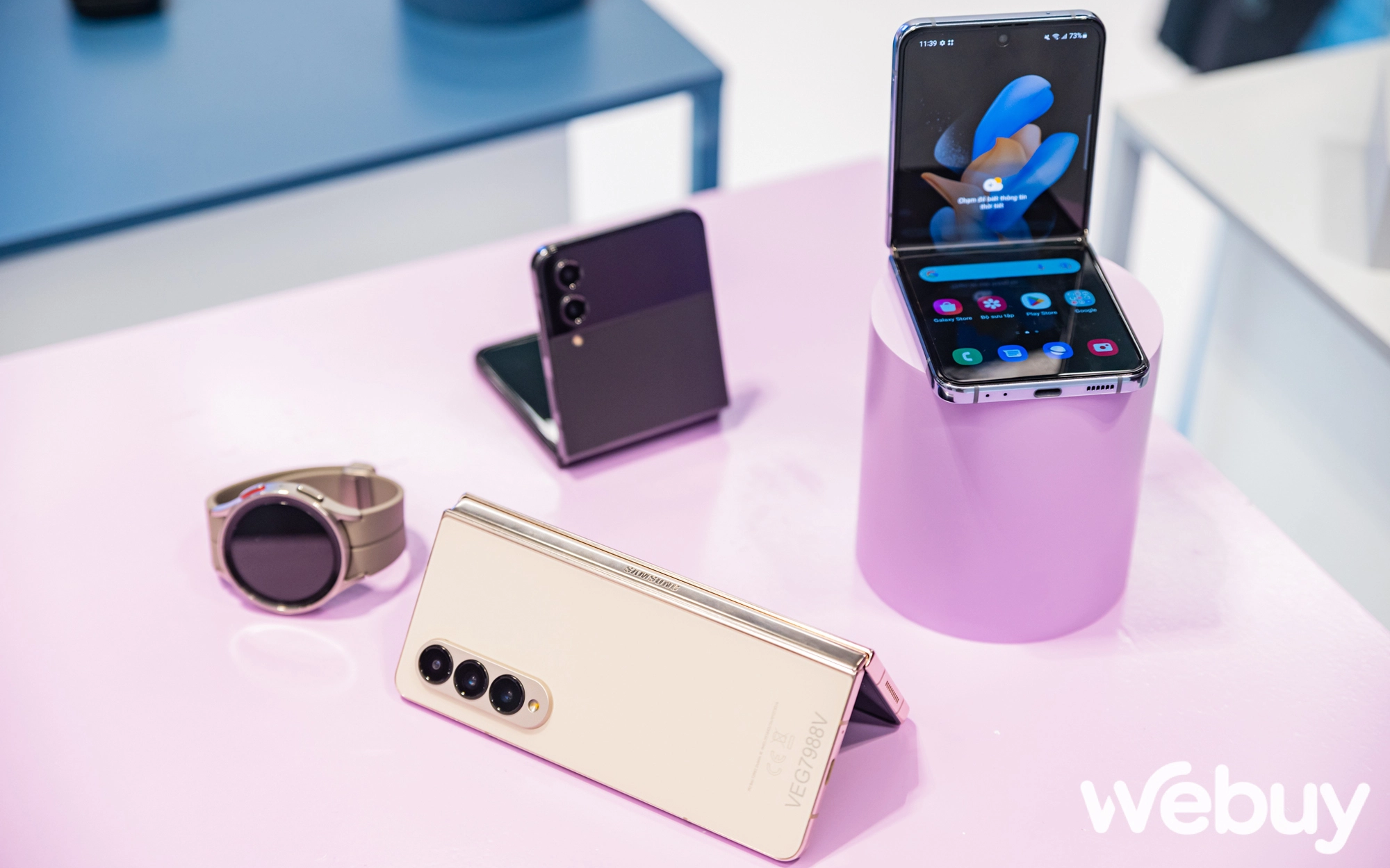 Combo đồ công nghệ hoàn hảo dành cho giới trẻ năng động từ hệ sinh thái ...