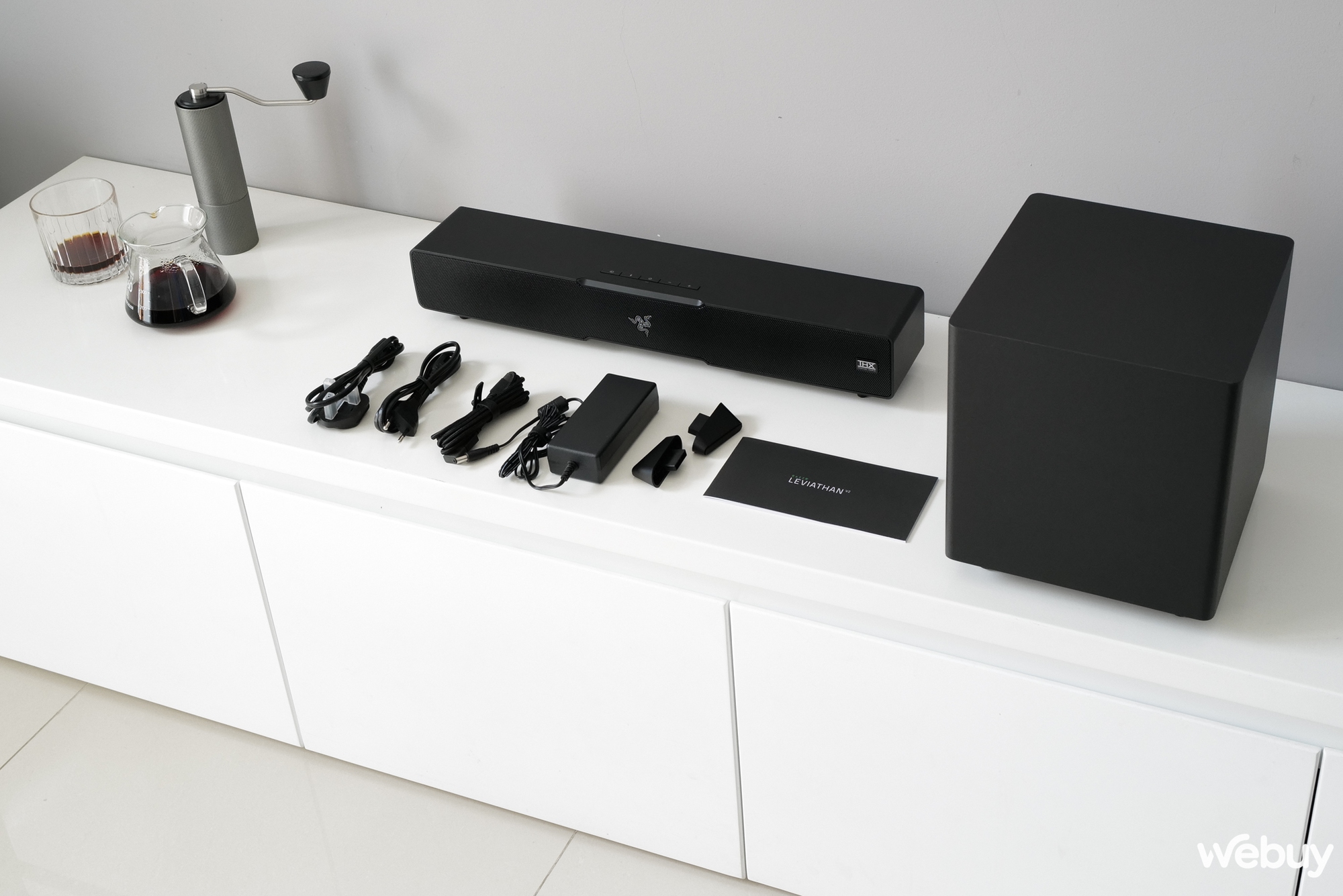 Razer Leviathan V2: Loa không dây đặt bàn hướng tới game thủ