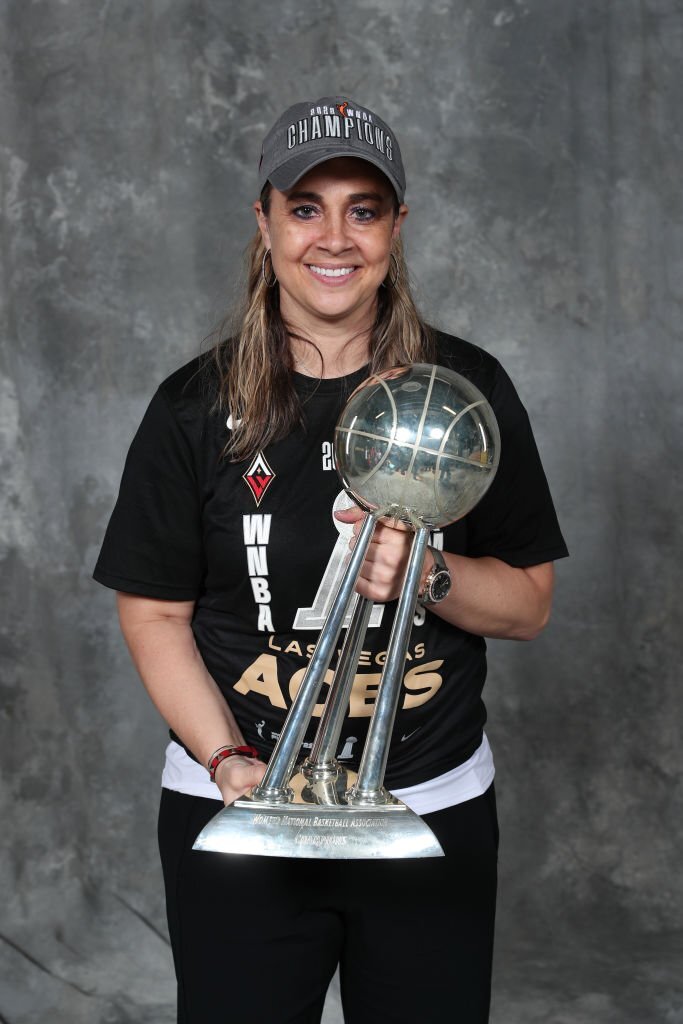 Becky Hammon: Hành trình để trở thành vị HLV nữ có "1-0-2" tại WNBA