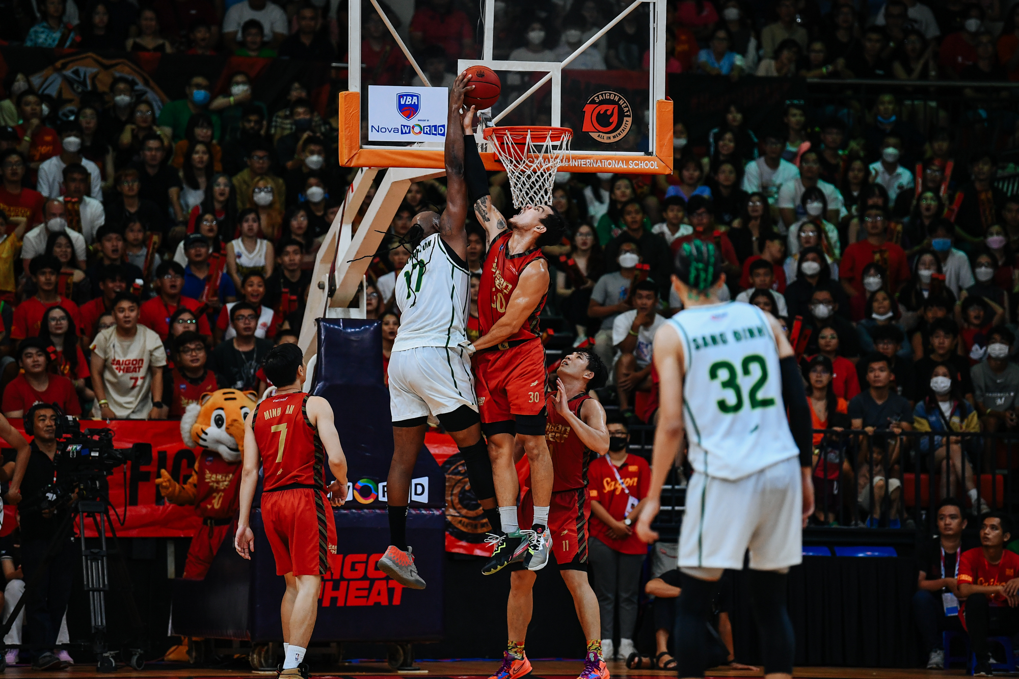 VBA Awards 2022: Shane Henry "đại thắng" danh hiệu cá nhân