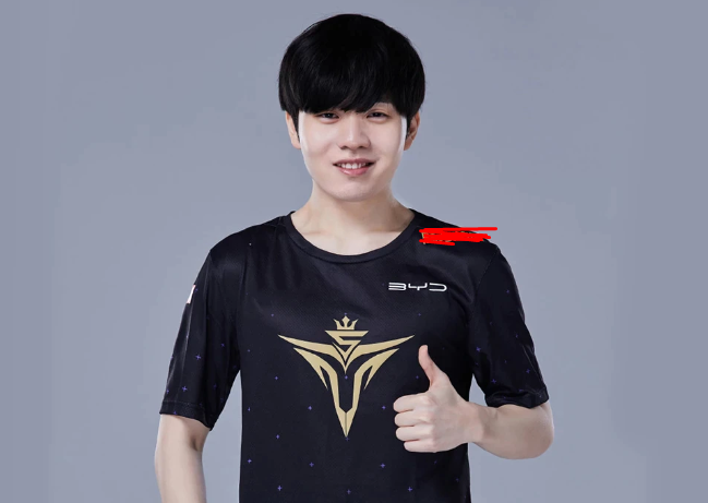 Rookie tiết lộ nhiều tuyển thủ phải đánh đổi sức khỏe để có được thành công