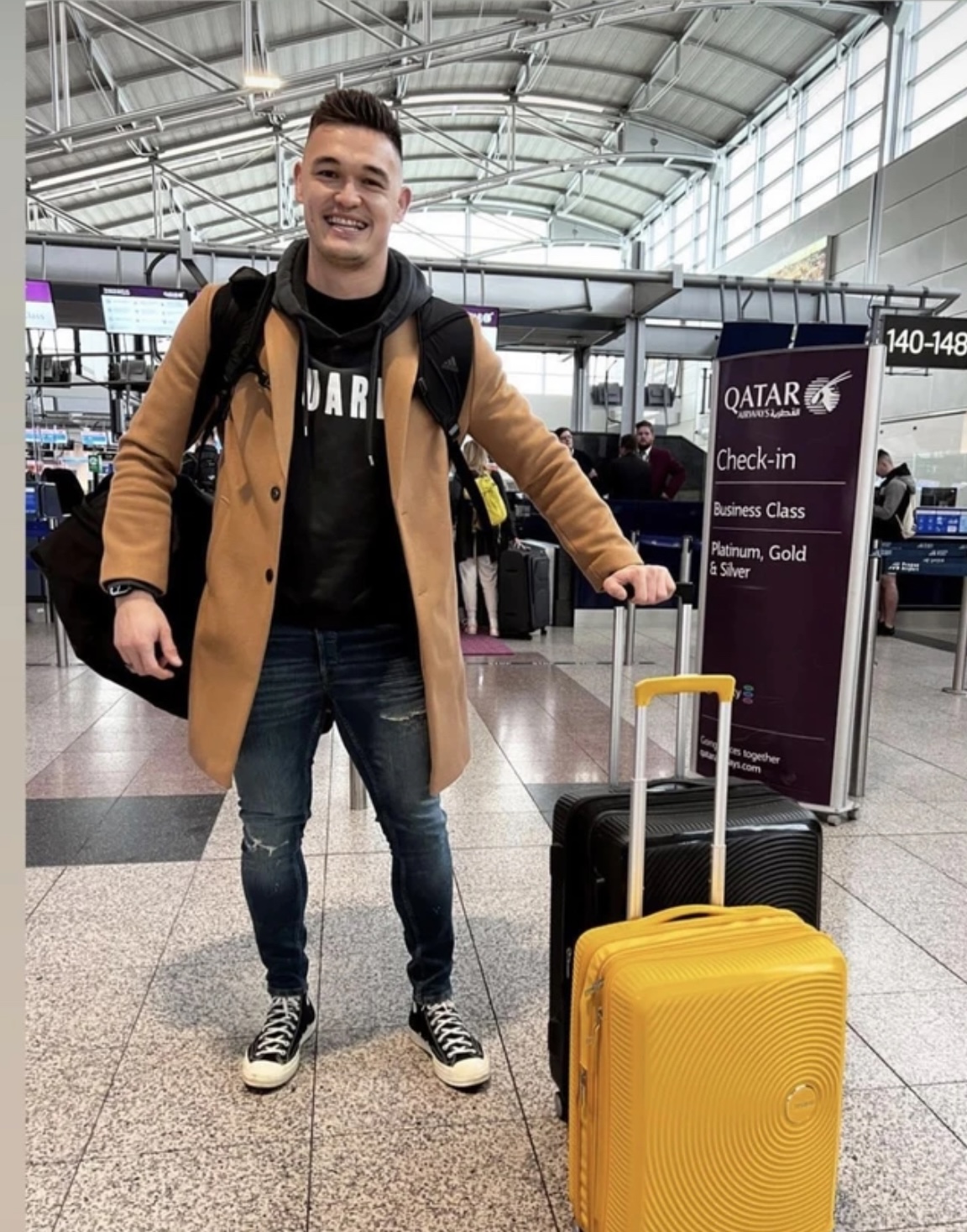 Thủ môn Việt kiều Patrick Lê Giang đã có mặt tại Hà Nội, tìm kiếm cơ ...