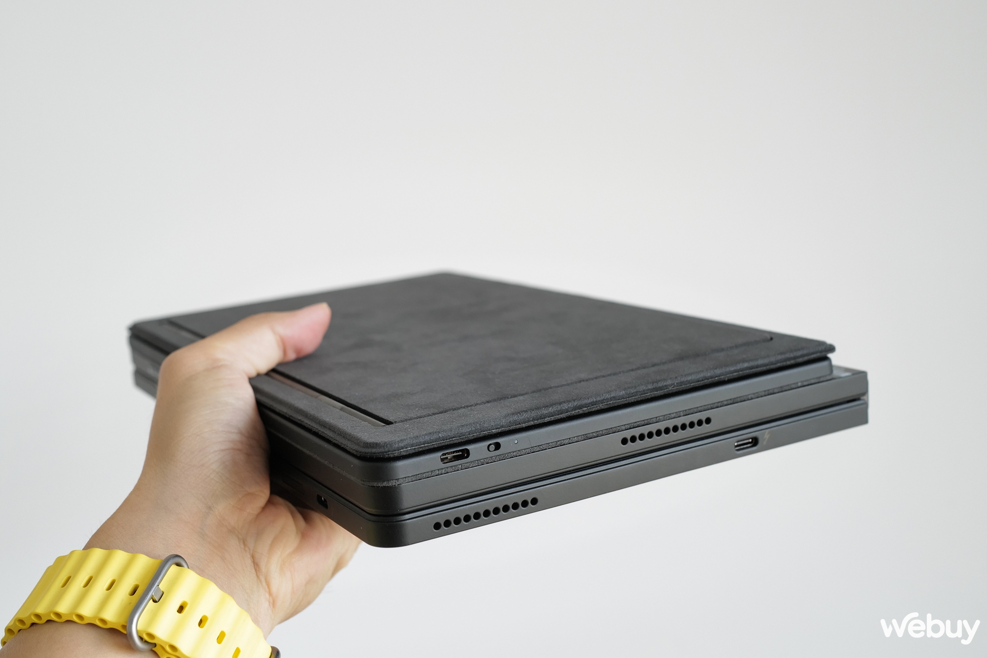 Cận cảnh Lenovo ThinkPad X1 Fold 16 Gen 1: Laptop doanh nhân 16 inch ...