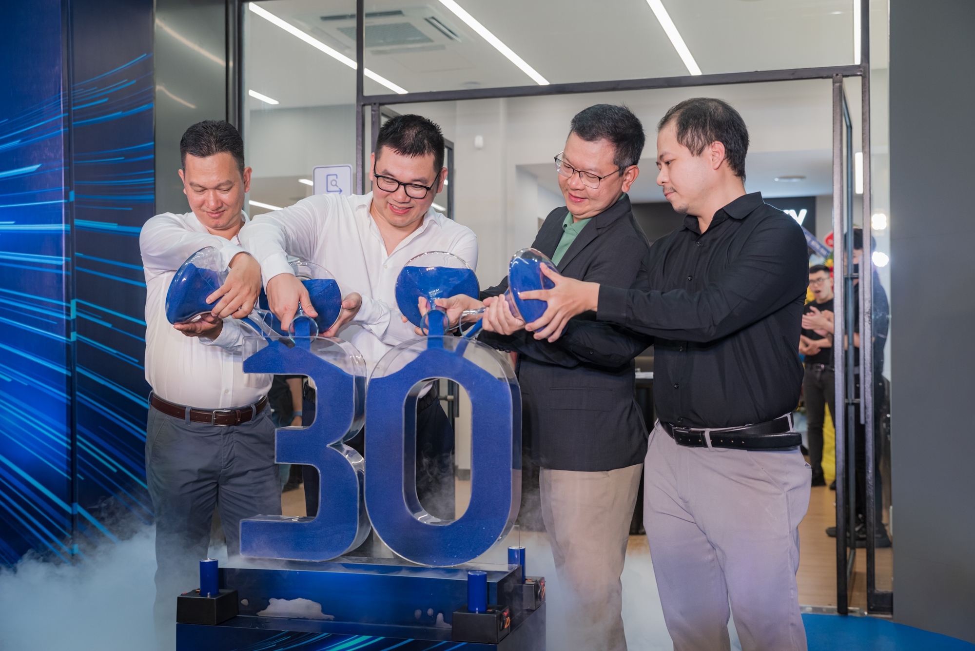 Cửa Hàng Trải Nghiệm Samsung SamCenter thứ 30 ghi điểm "cực mạnh"