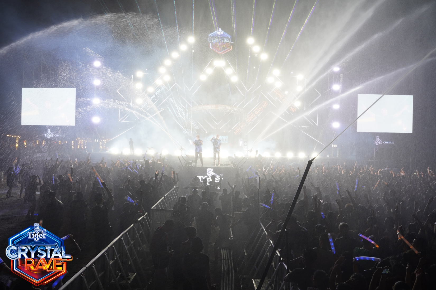 Tiger Crystal Rave 2.0 - Lời hồi đáp mãn nhãn, đã tai cho các tín đồ ...