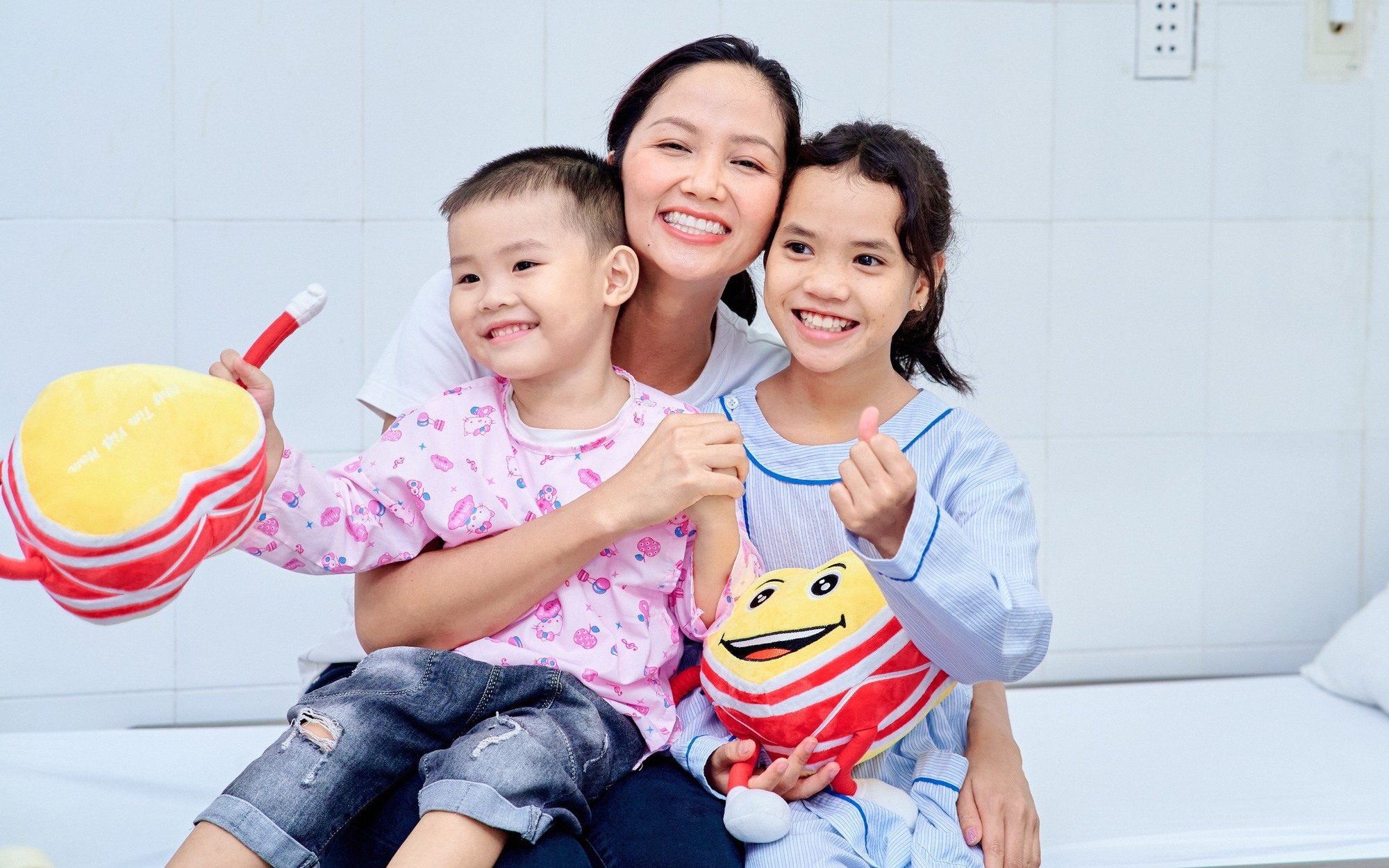 H’Hen Niê: Tôi sẽ tiếp tục kết nối mọi người và thực hiện các dự án ...