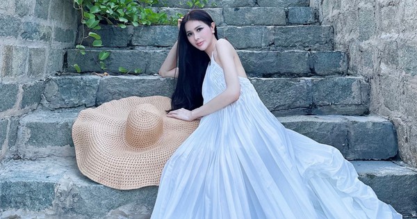 Hoa hậu Kim Linh khoe nhan sắc và vóc dáng quyến rũ