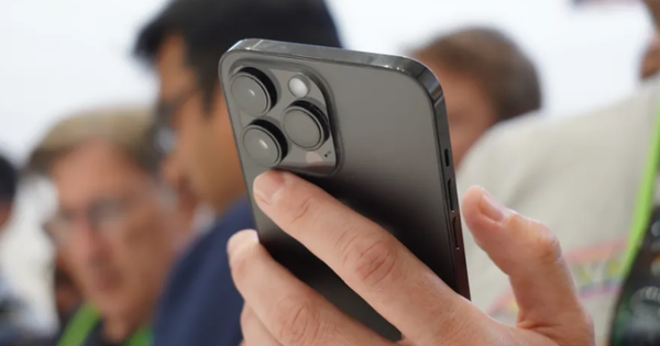 Lượng quan tâm iPhone 14 tăng cao lịch sử ở đại lý Việt