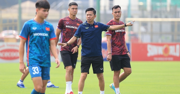 U23 Việt Nam vắng mặt hàng loạt trụ cột trong buổi tập đầu tiên, phản ...