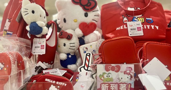 Hello Kitty tròn 50 tuổi: Biểu tượng văn hóa trở thành hiện tượng toàn cầu