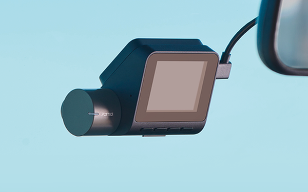 Camera hành trình 70mai A200 ghi hình trước sau với nâng cấp đáng giá