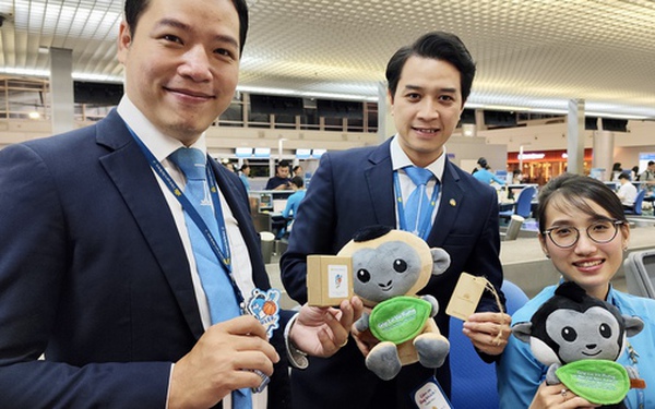 Chuyến bay đặc biệt của Vietnam Airlines với lời tuyên ngôn bảo vệ môi ...